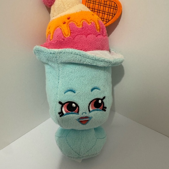 moose toys | Toys | Shopkins Suzie Sundae Plush Mini 8 Ice Cream ...